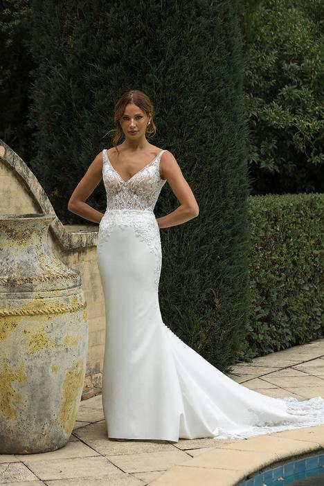 Madi Lane Wedding Dresses in Canada | The Dressfinder