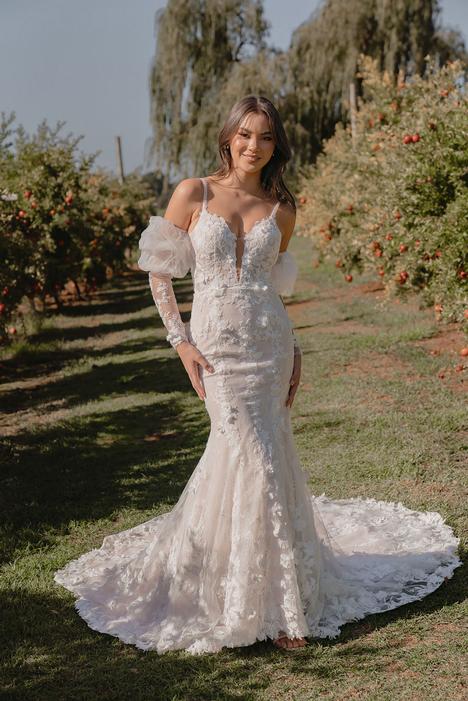 Madi Lane Wedding Dresses in Canada | The Dressfinder